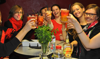 Cocktails maken op locatie, Workshop cocktails maken op locatie ...